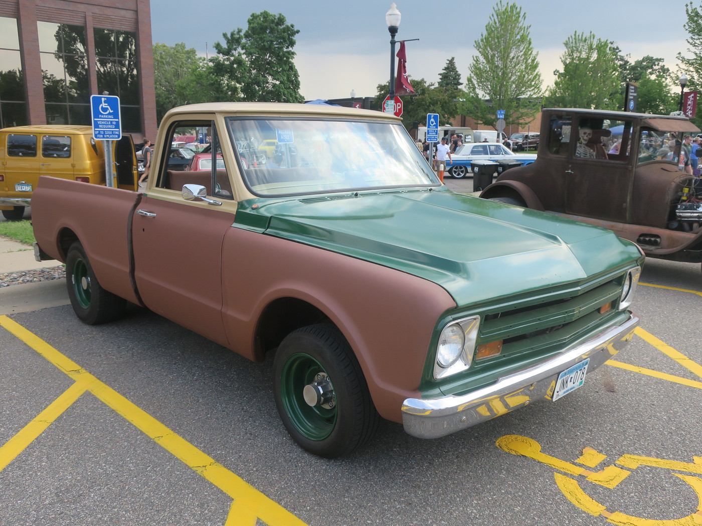 Photo: IMG_7009.JPG | Anoka Cruise Night album | SmallblockAutoPix | Fotki.com, photo and video ...