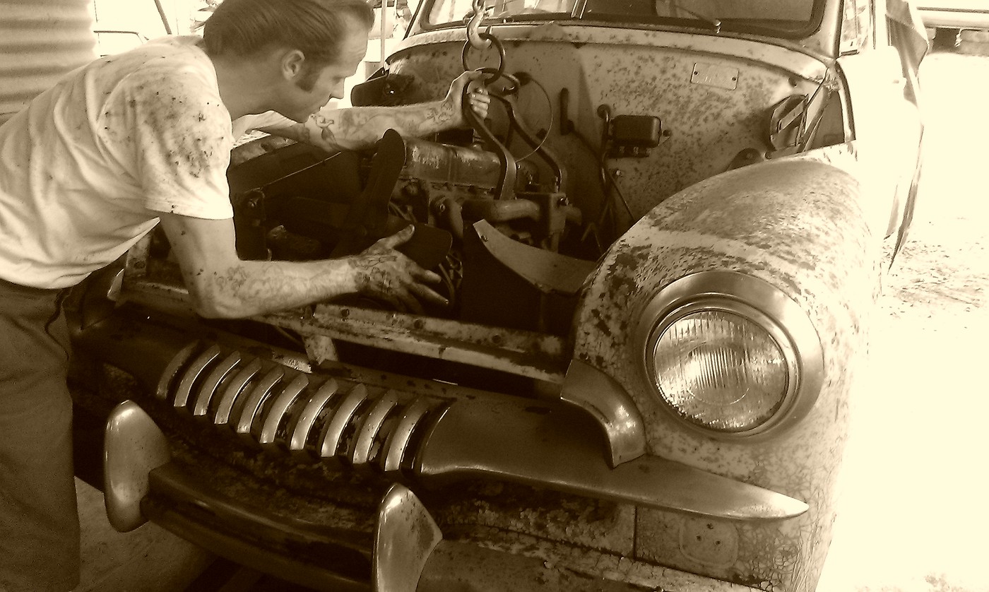 FJ HOLDEN STANDARD WAGGOTT 132 GREY ENGINE & TRANSMISSION. PETER ...