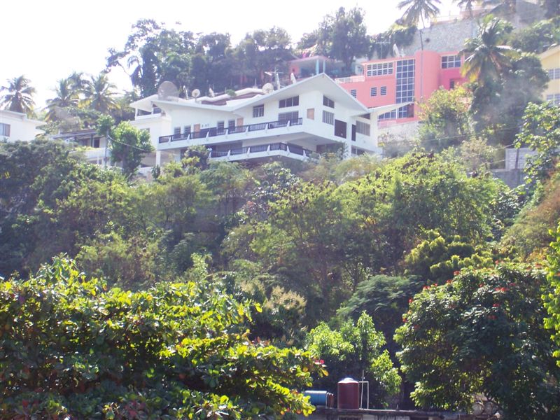 Photo: Morne calvaire - Pétion-Ville | Haiti, Port-au-Prince by Manny ...