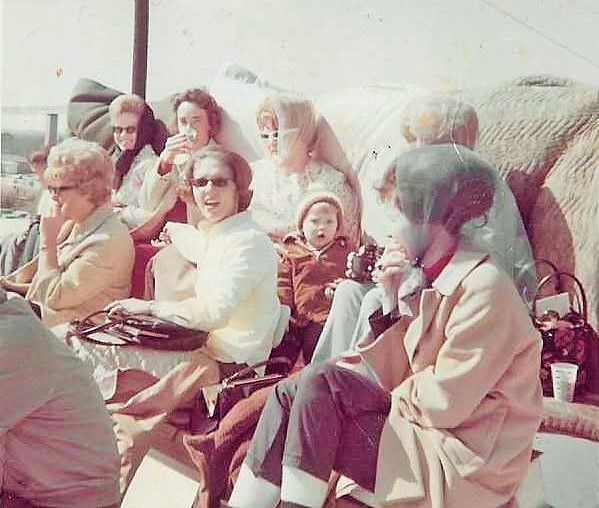 Photo: Mama, me, Toddie, Lois Stinson, Barbara Walley March 1968 ...