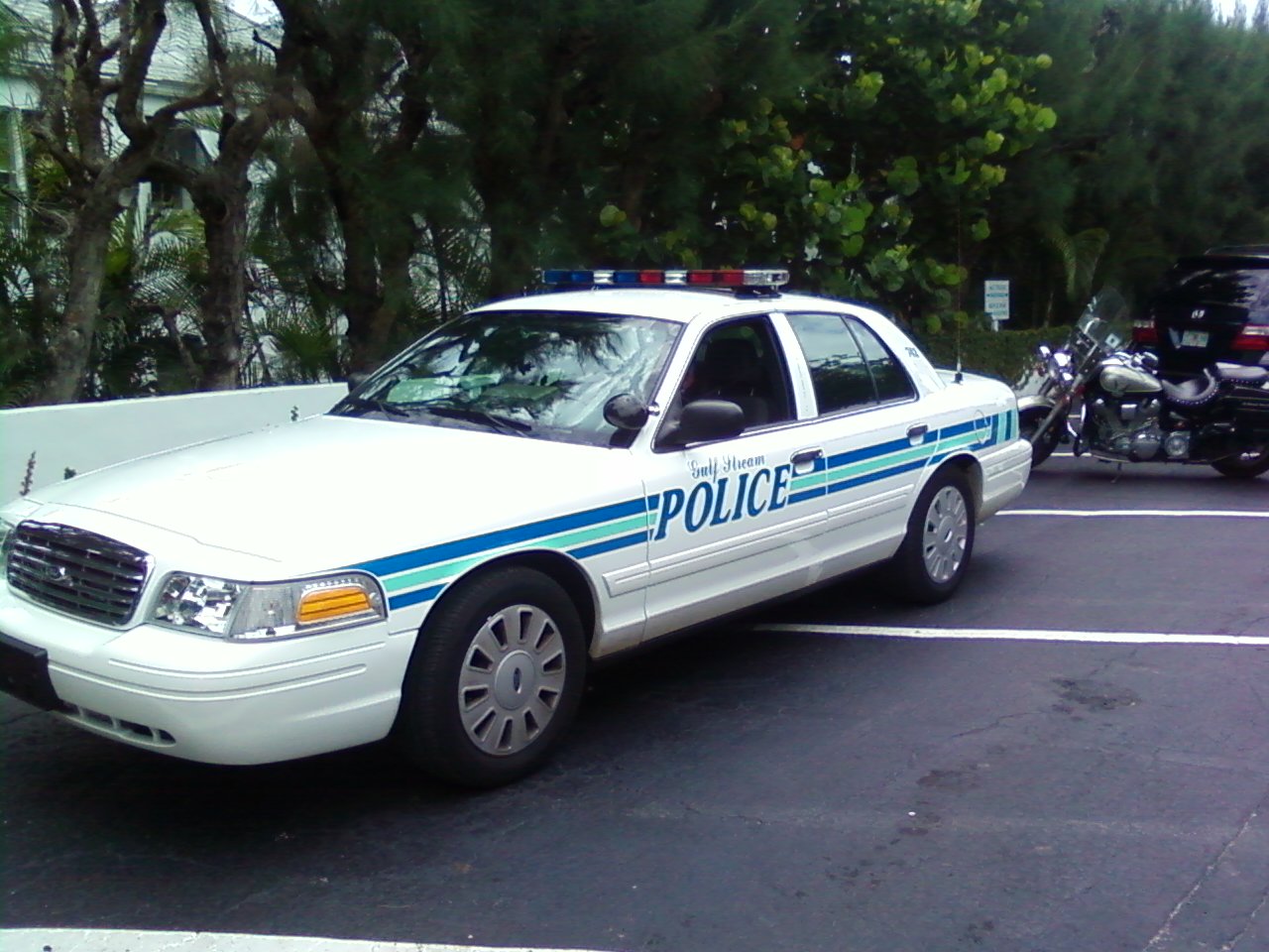 copcar dot com - The home of the American Police Car - Photo Archives
