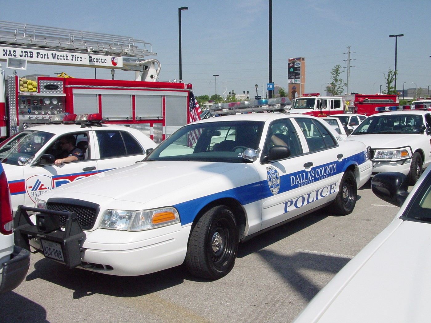 copcar dot com - The home of the American Police Car - Photo Archives