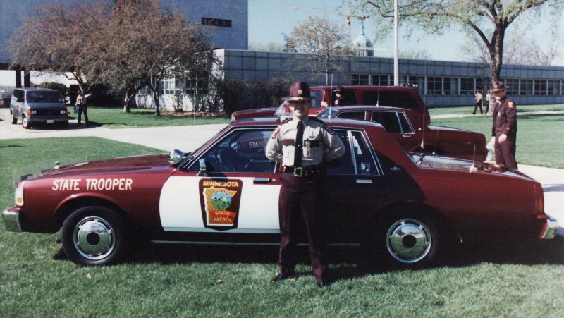 copcar dot com - The home of the American Police Car - Photo Archives