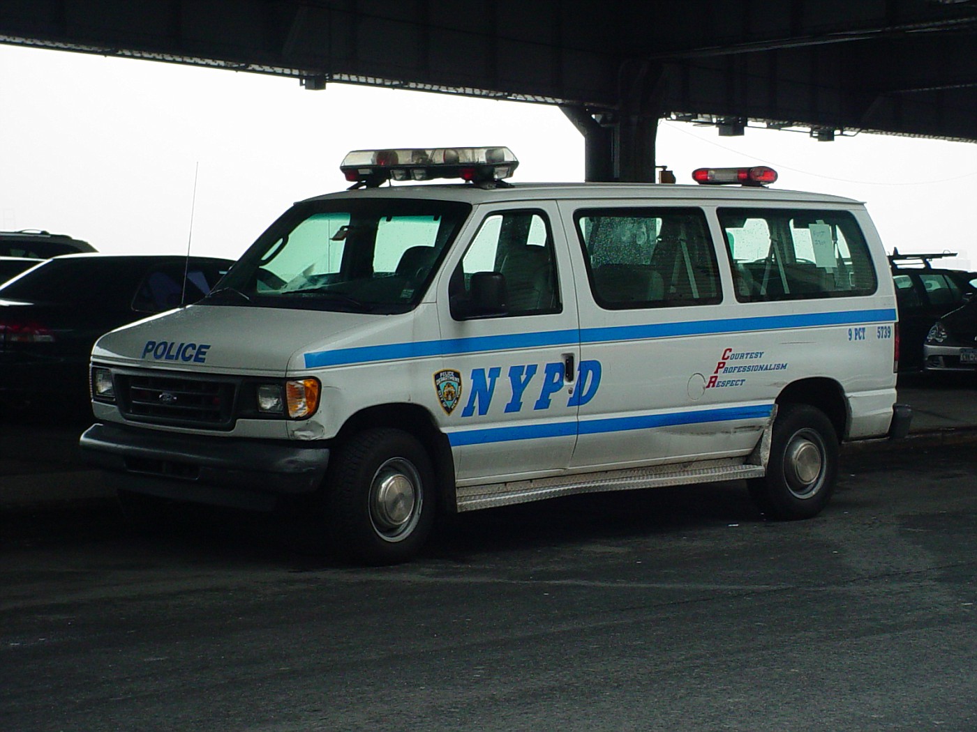 copcar dot com - The home of the American Police Car - Photo Archives