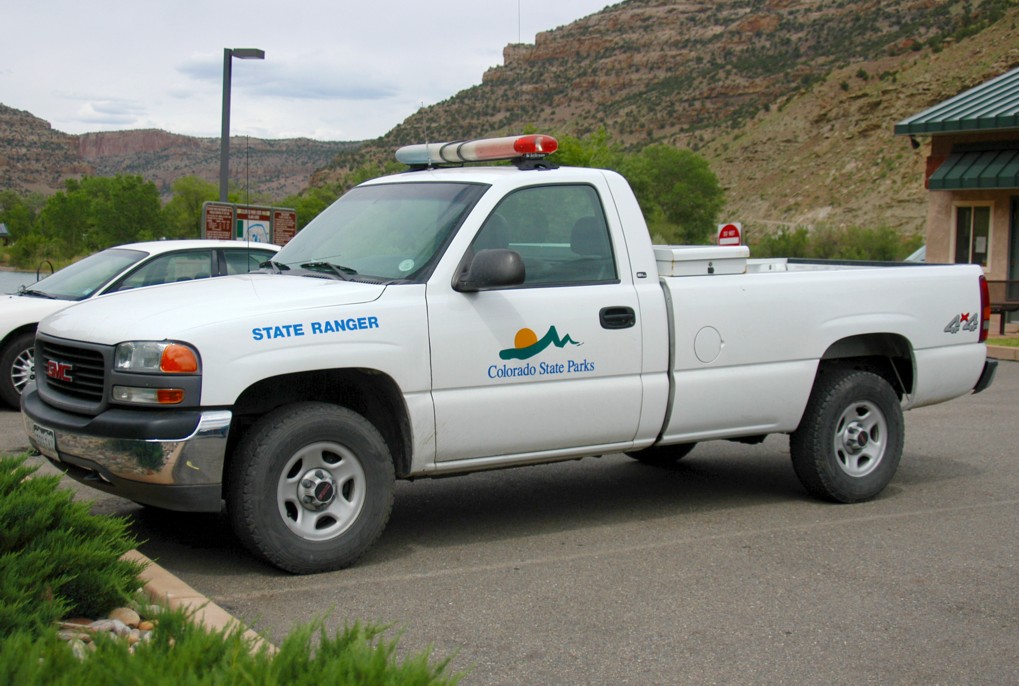 copcar dot com - The home of the American Police Car - Photo Archives