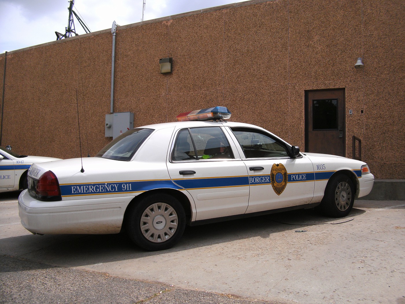 copcar dot com - The home of the American Police Car - Photo Archives