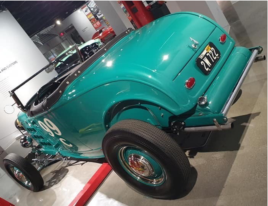 Photo: Ray Brown Roadster (1) | RAY BROWN ROADSTER album | LOUD-PEDAL ...