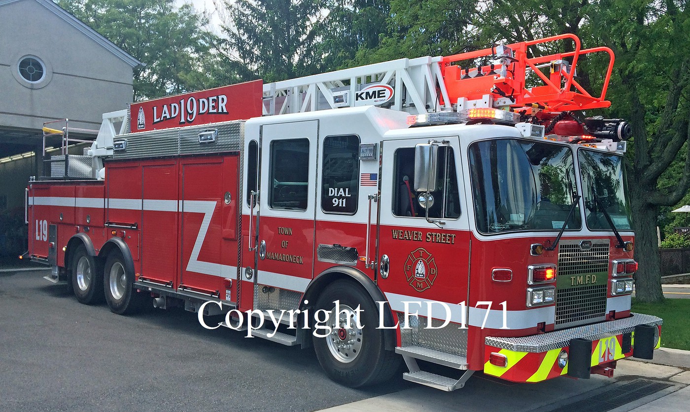 Photo: Ladder 19 - REJECTED DELIVERY | Mamaroneck Town album | Westchester County Fire Apparatus ...