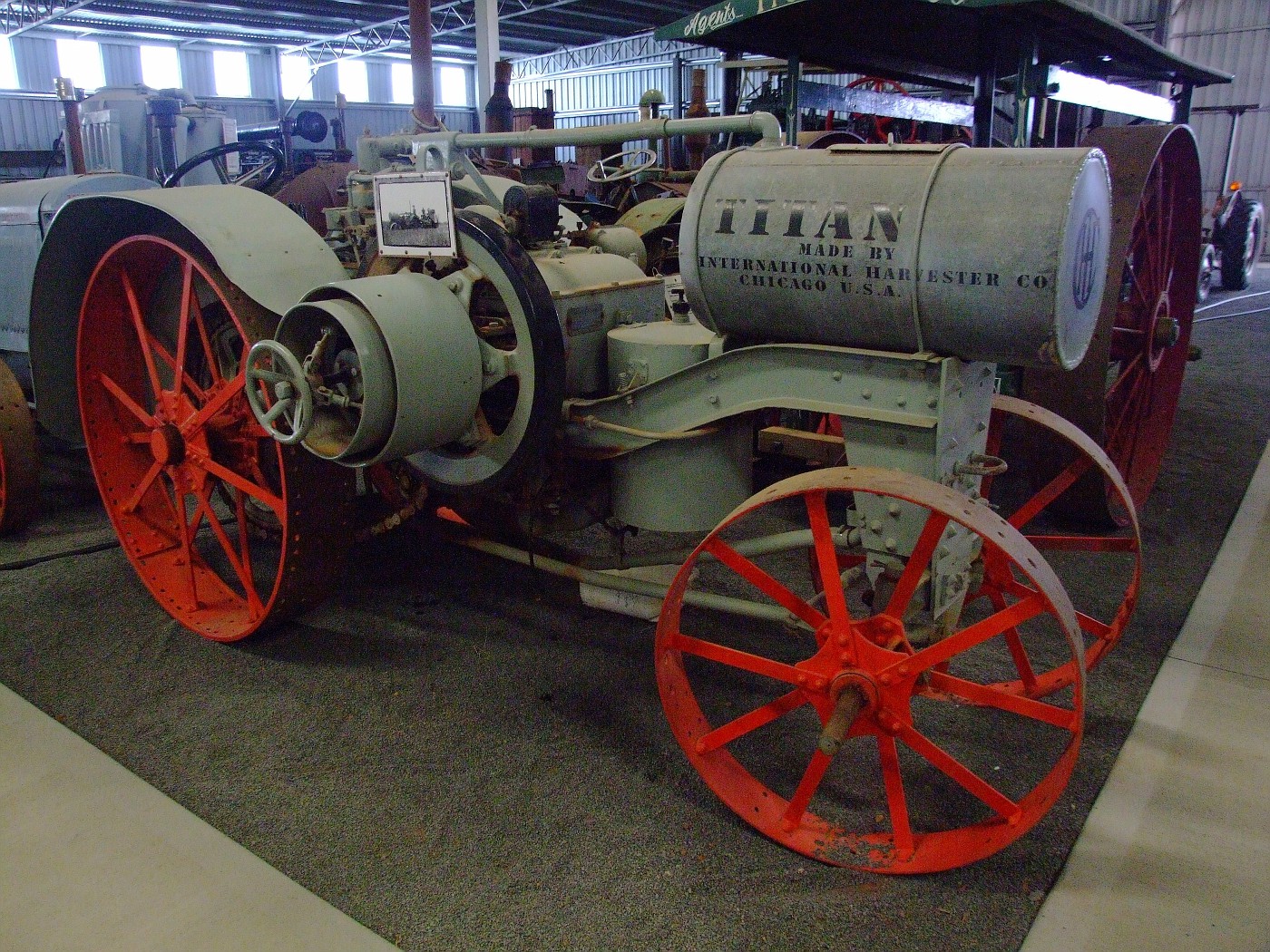 Photo: Titan Tractor - International Harvester 001 | Gilgandra Rural ...