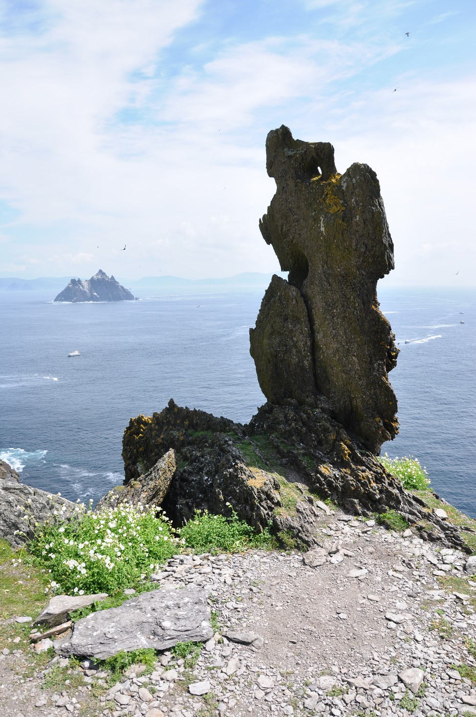 Photo: Rey's Rock that she practices her fighting technique on | Star ...