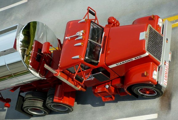 Photo: DiamondReoRightAbove.jpg | AMT Diamond Reo Texaco album ...