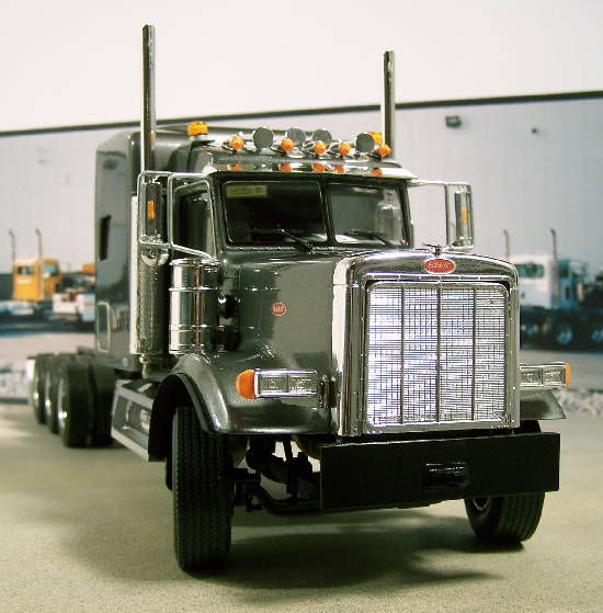 Photo: 357 vh front | Tim Ahlborn - USA album | Dutch Model Truck Club ...