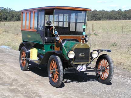 Photo: 1916 Jitney Bus | 1907 - 1927 Ford Model T batch photos album ...