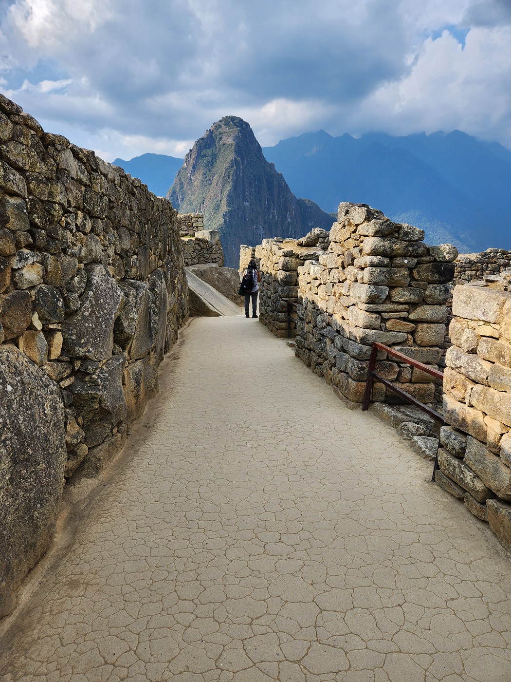 Photo: Well Preserved Walkway Inside the Entry Gate to the Inca ...