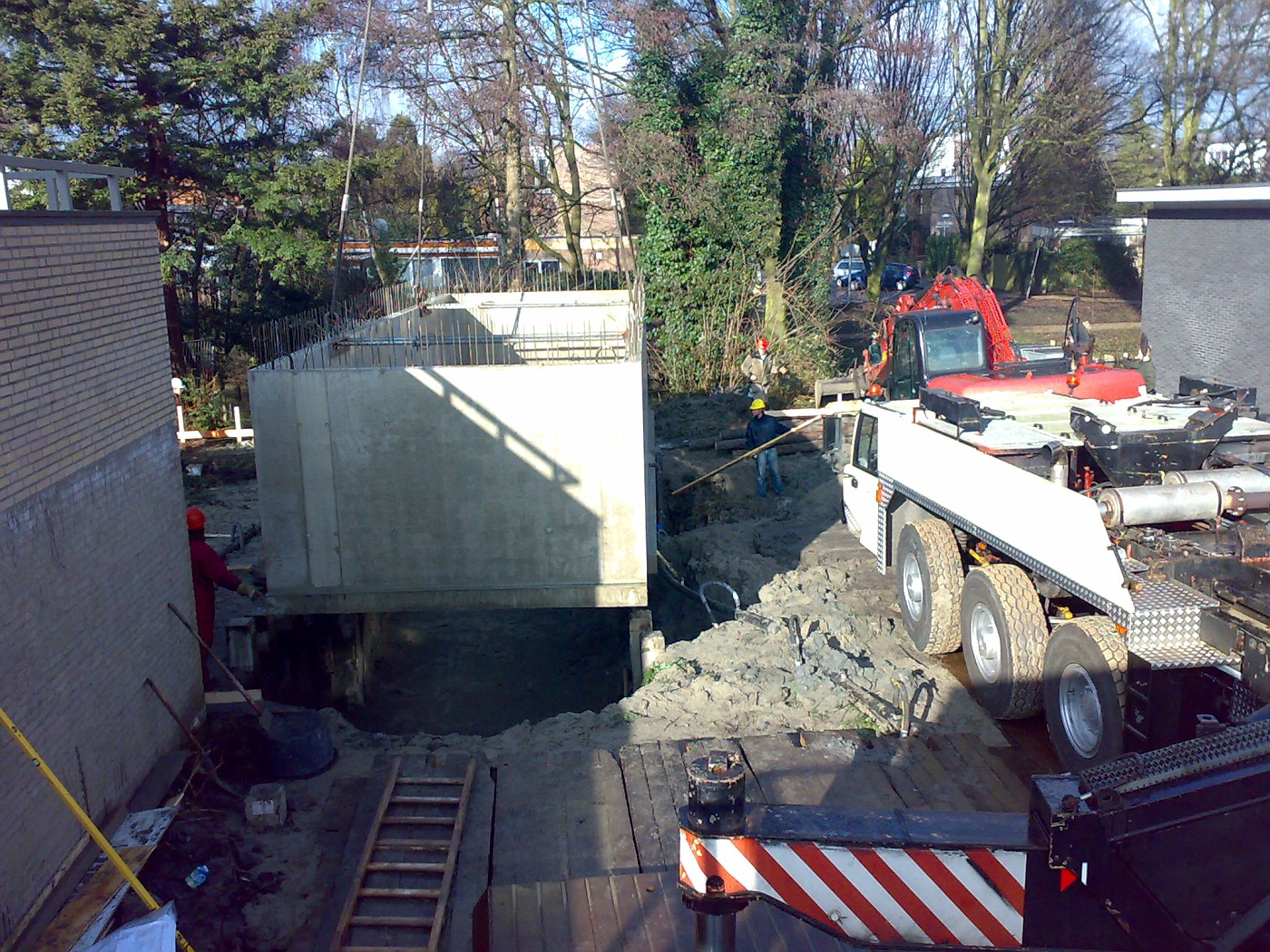 Photo: 130220093463 | Installing a Prefabricated Concrete Basement ...