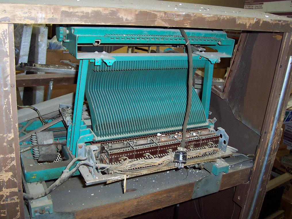 Photo: SM100B-56883h | 1951 Seeburg M100B Jukebox - S/N 56883 album ...