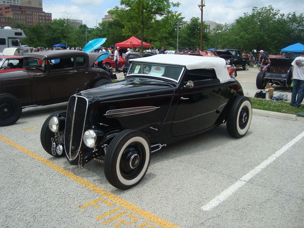 Photo: Ford Cabriolet | 1933/34 FORD ROADSTERS & CABRIOLETS album ...