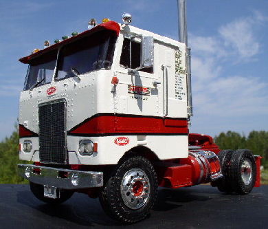 Photo: Timunilite282 | Various Peterbilt Model Builds album ...