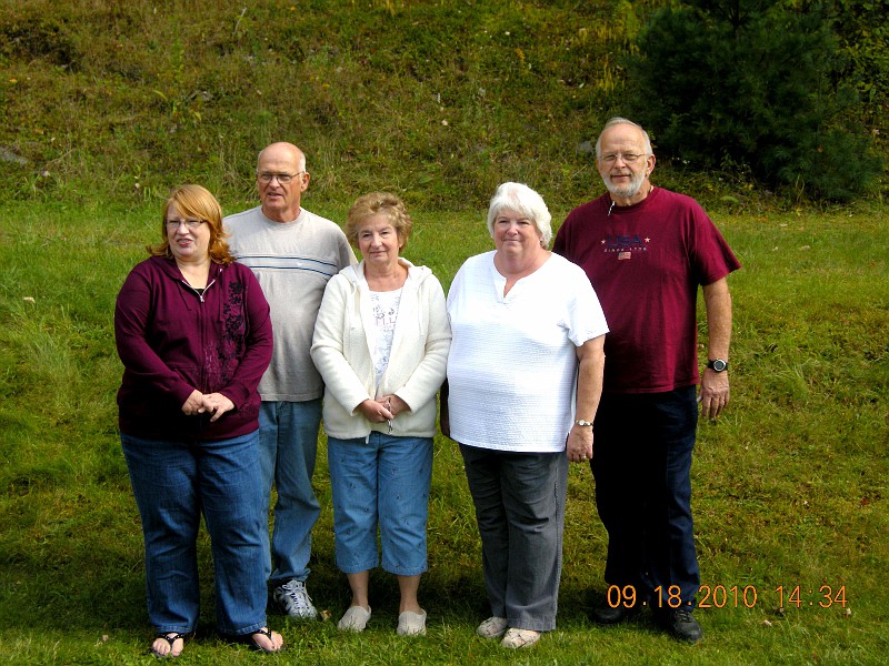 Photo: 53 - - Robin (P) Schmidt, Bob P, Marion (Coles) Vergason, Beth ...