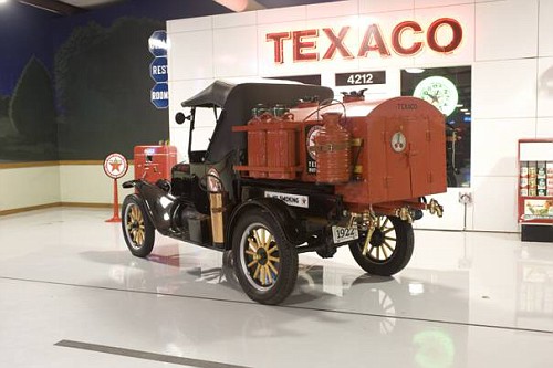 Photo: 1922 Ford Model T Fuel delivery truck c | Ford Model T trucks ...