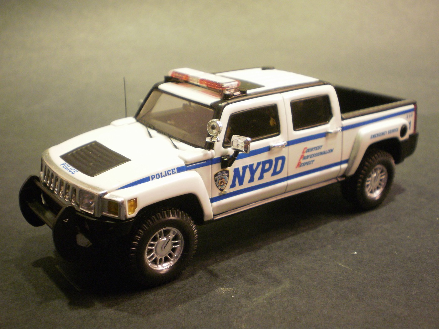Hummer H3 Police Car