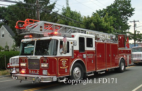 Photo: Ladder 7212 | Hempstead album | Westchester County Fire ...