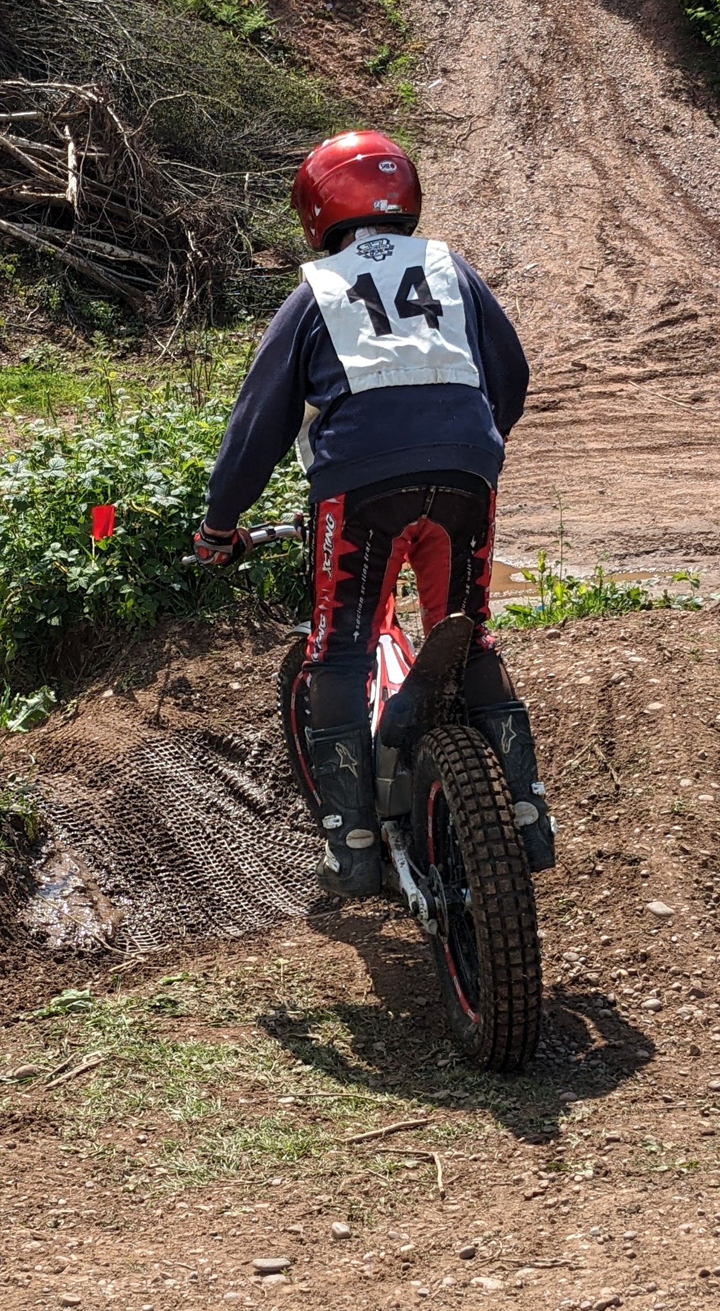 Photo: PXL 20240525 141252610 | Dead Easy Trial Tickhill Quarry 25 May ...