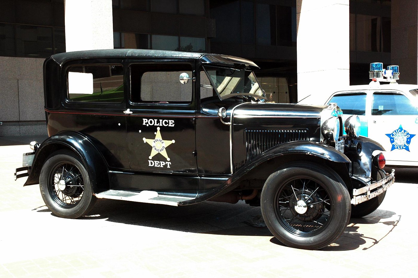 copcar dot com - The home of the American Police Car - Photo Archives