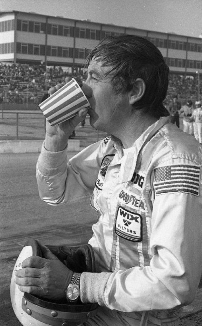 Photo: Bobby Isaac | 1 RACE CAR OWNERS,DRIVERS & CREW album | LOUD ...