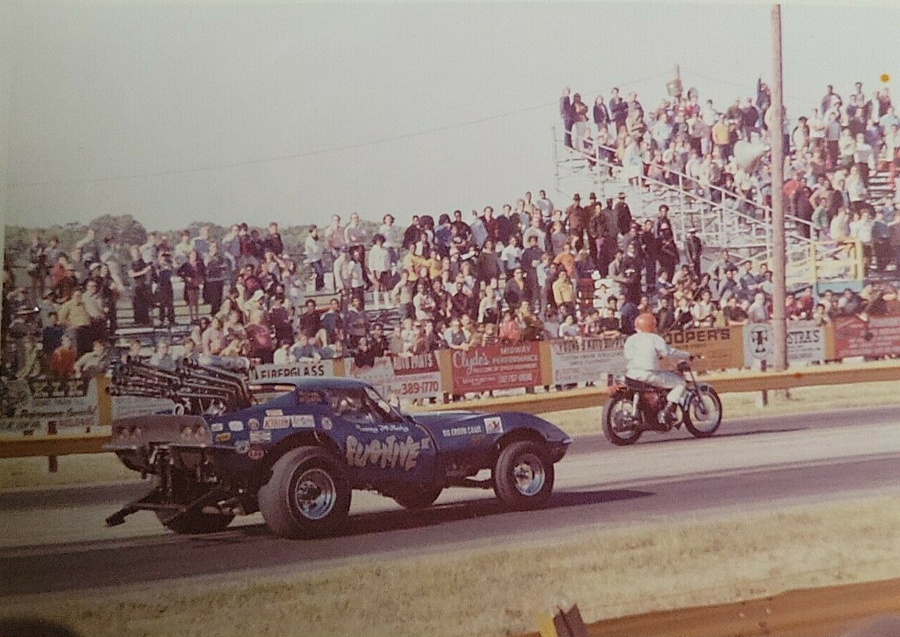 Photo: Fugitive Corvette | WHEELSTANDERS & EXHIBITION DRAG CARS album ...